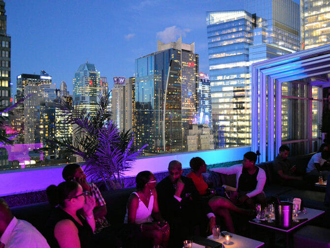 The Best Rooftop Bars of New York - NewYorkCity.ca